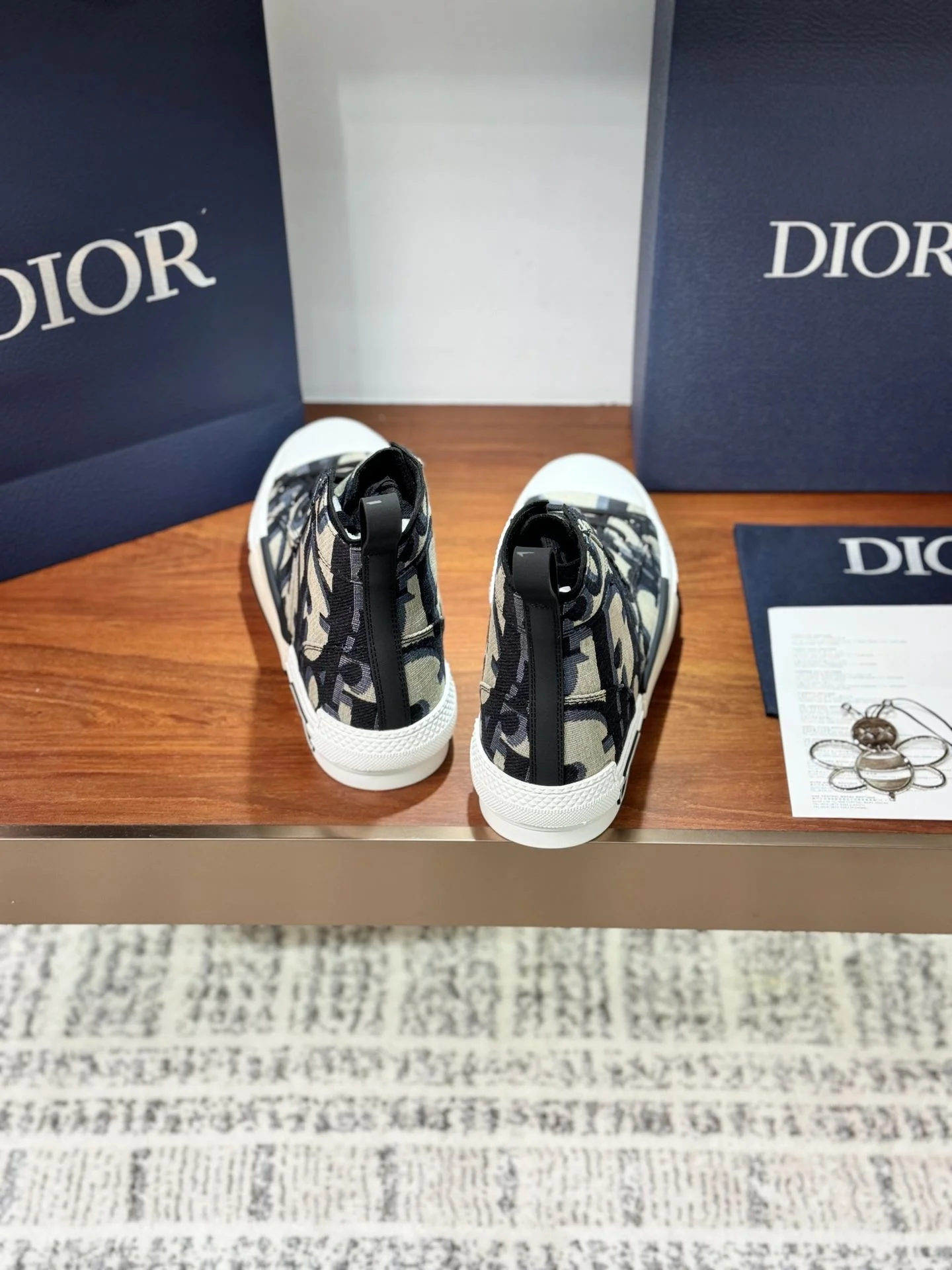 Mirror quality Christian Dior Flat Shoes