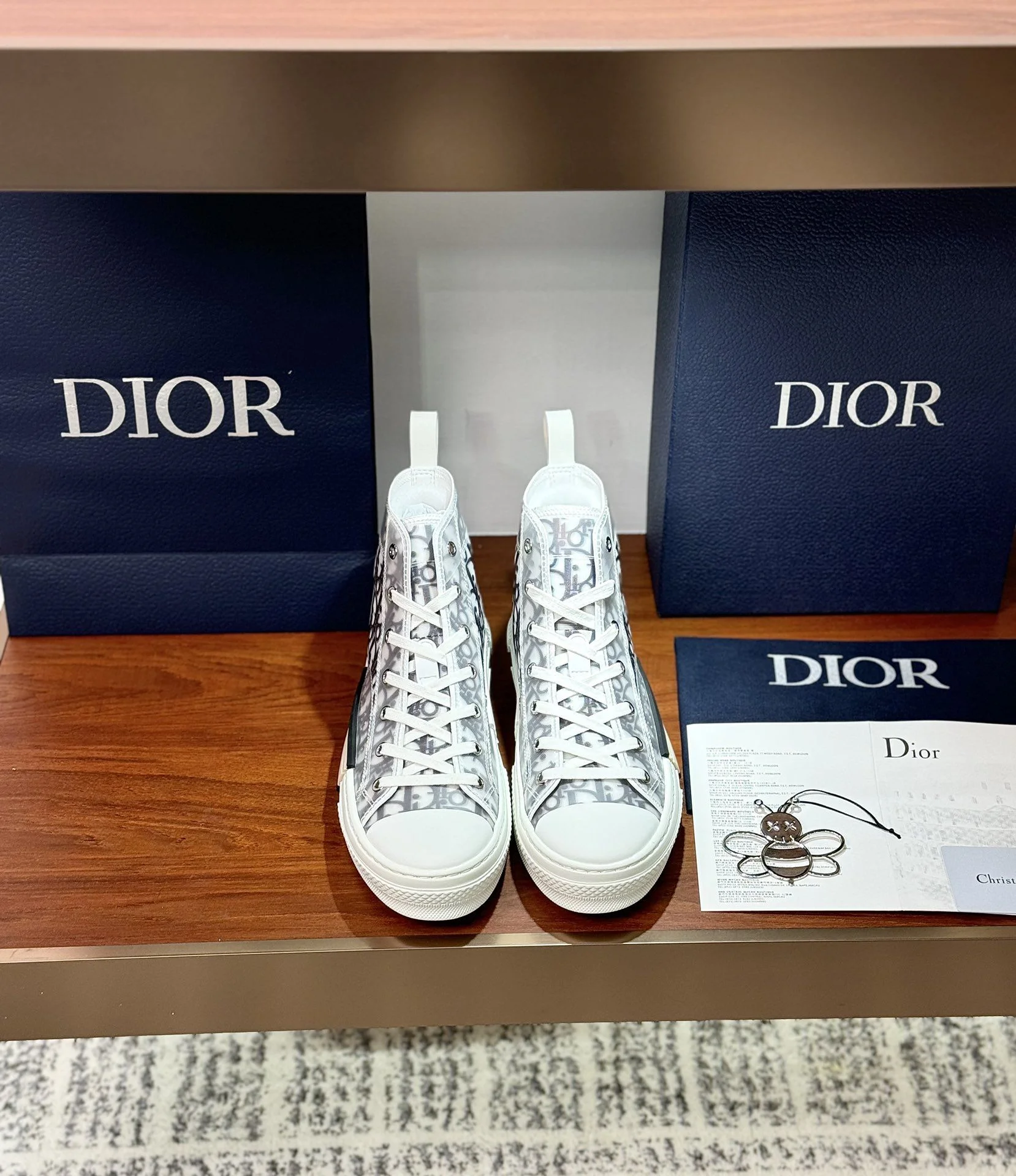 Christian Dior Flat Shoes