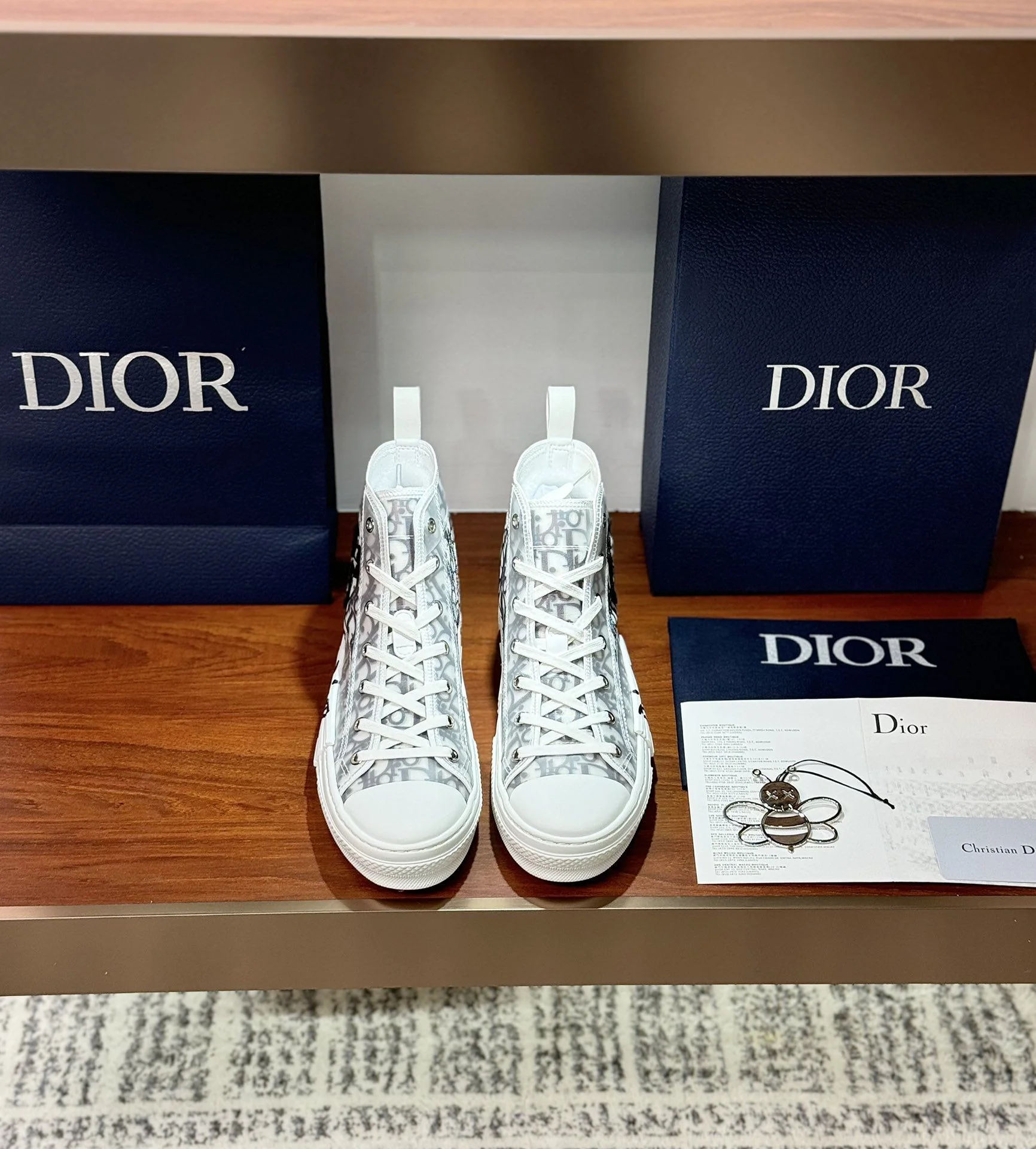 Christian Dior Flat Shoes