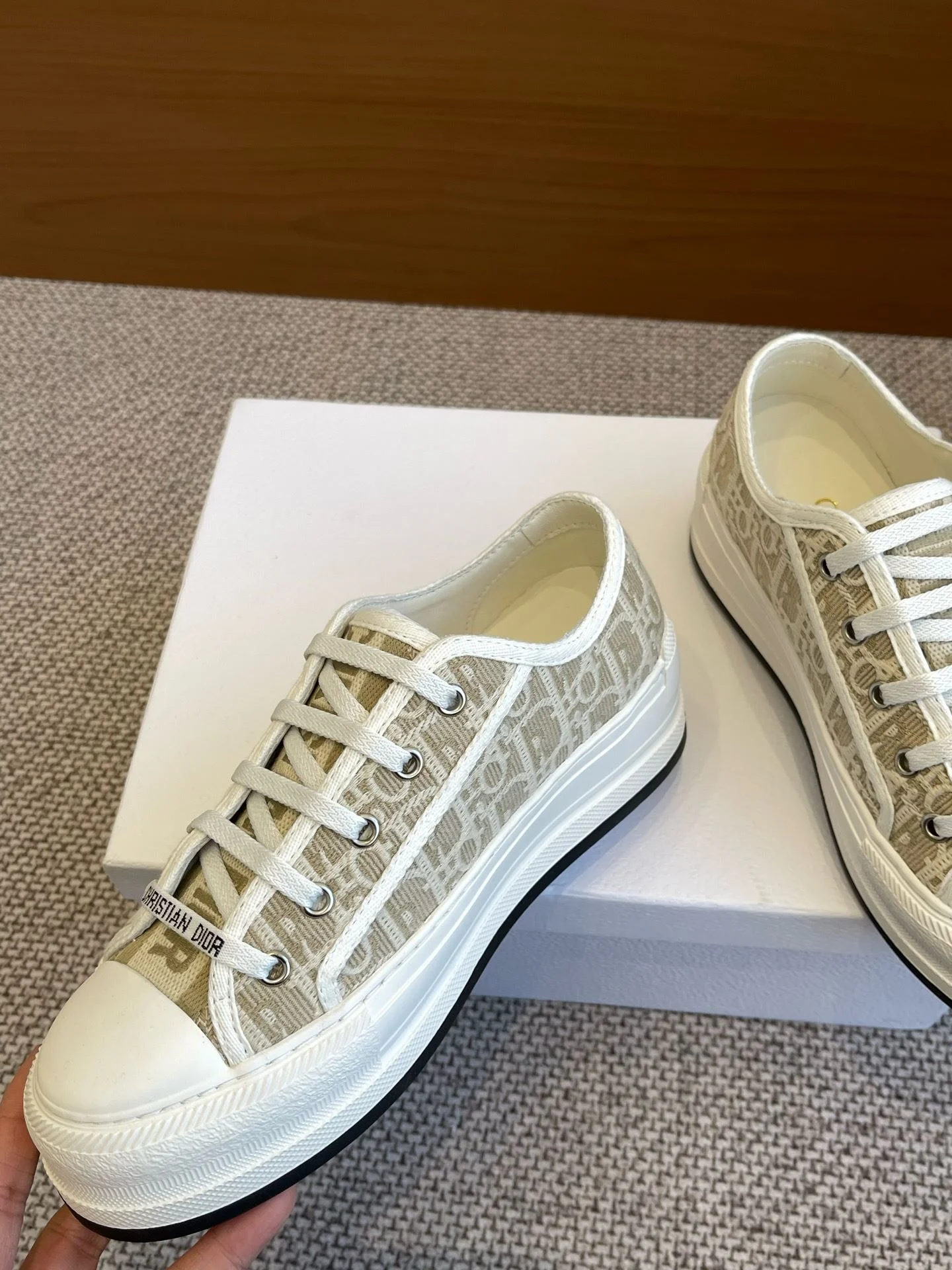 Official Christian Dior Flat Shoes