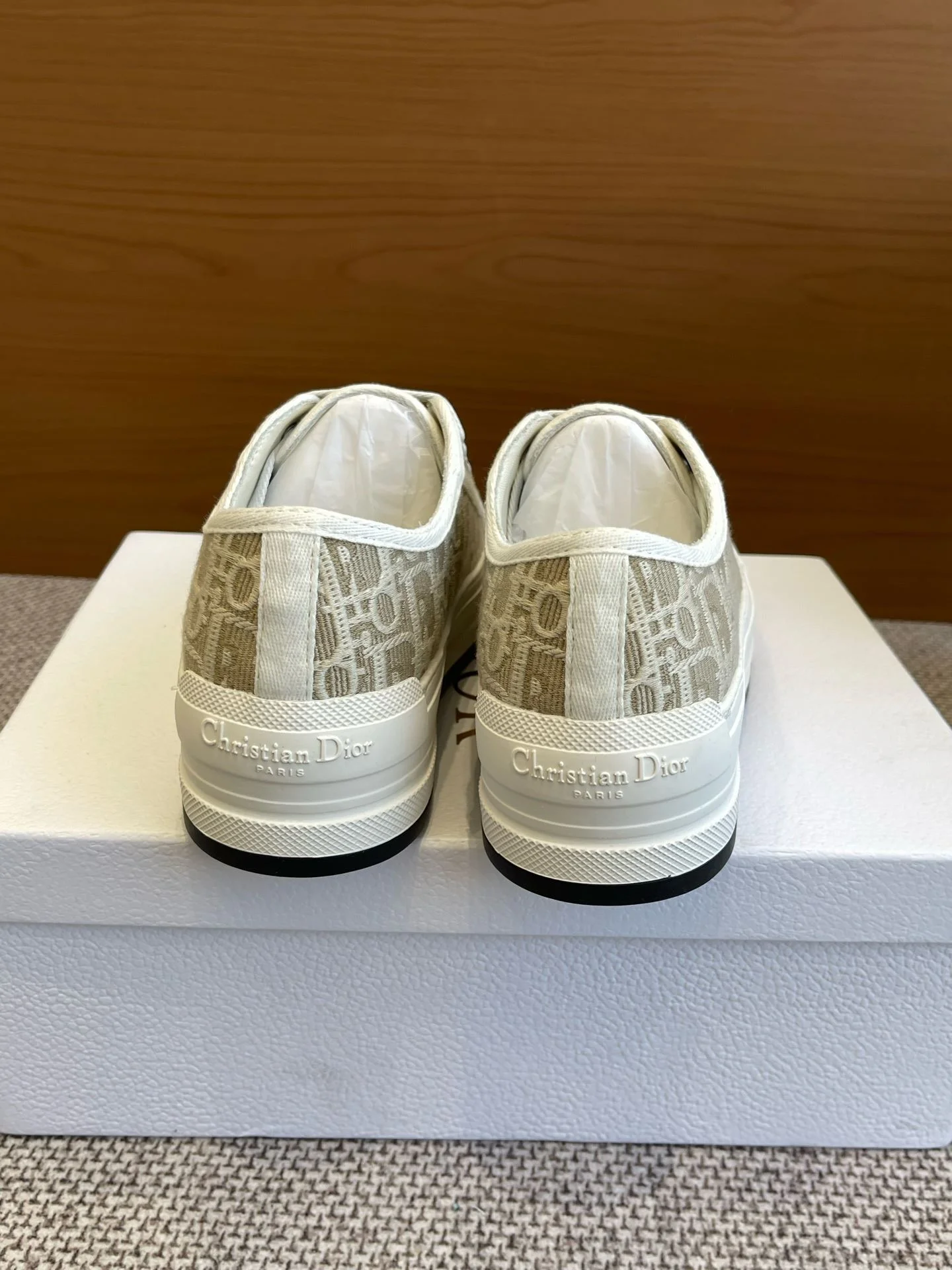 Official Christian Dior Flat Shoes
