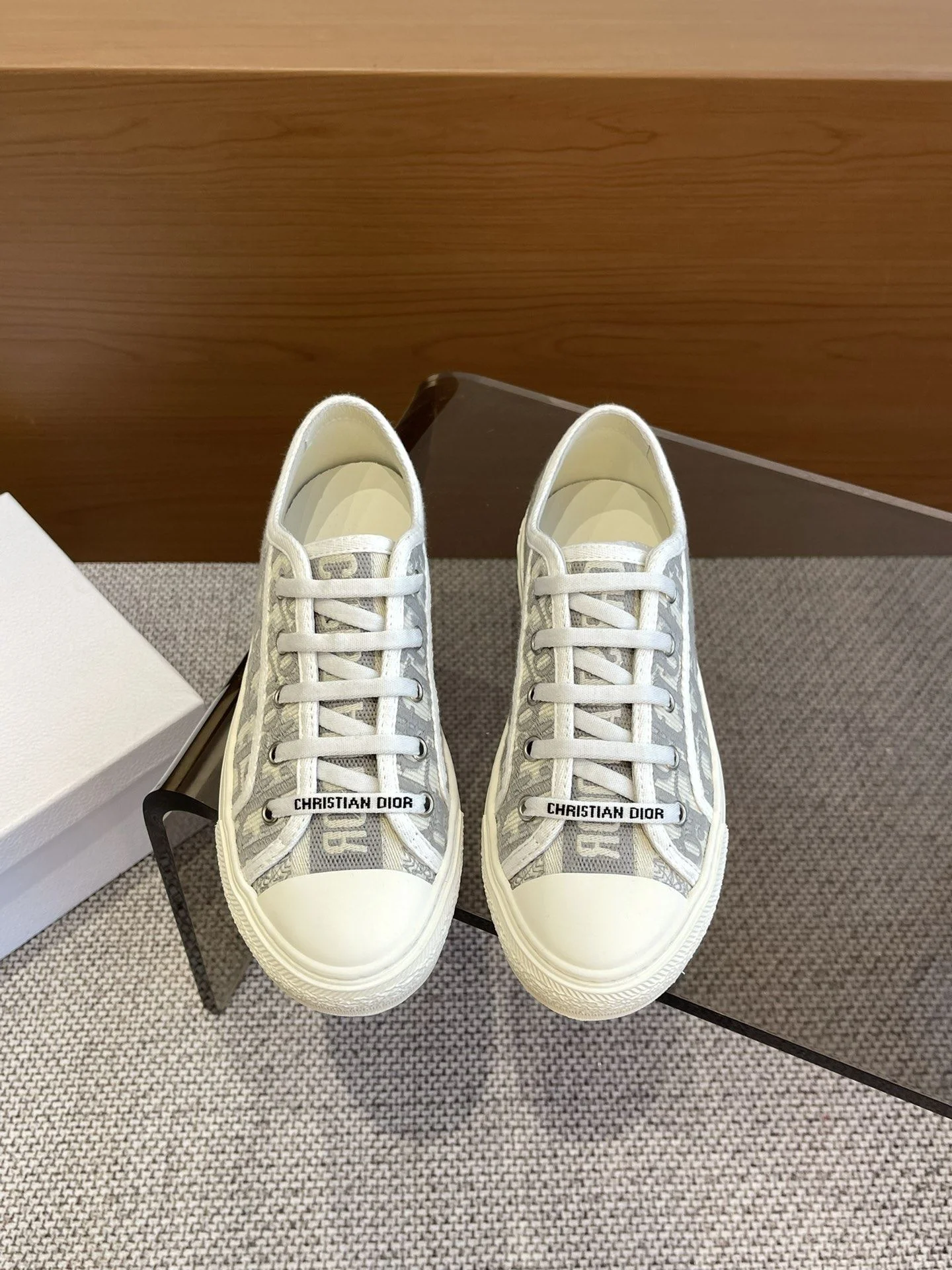 Christian Dior Flat Shoes