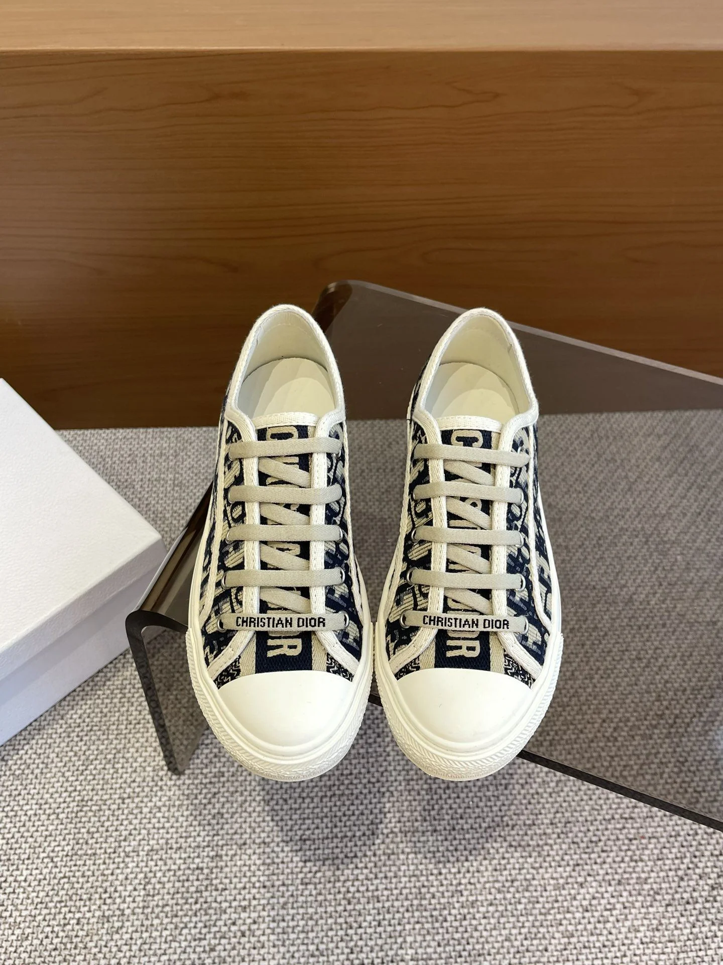 Christian Dior Flat Shoes