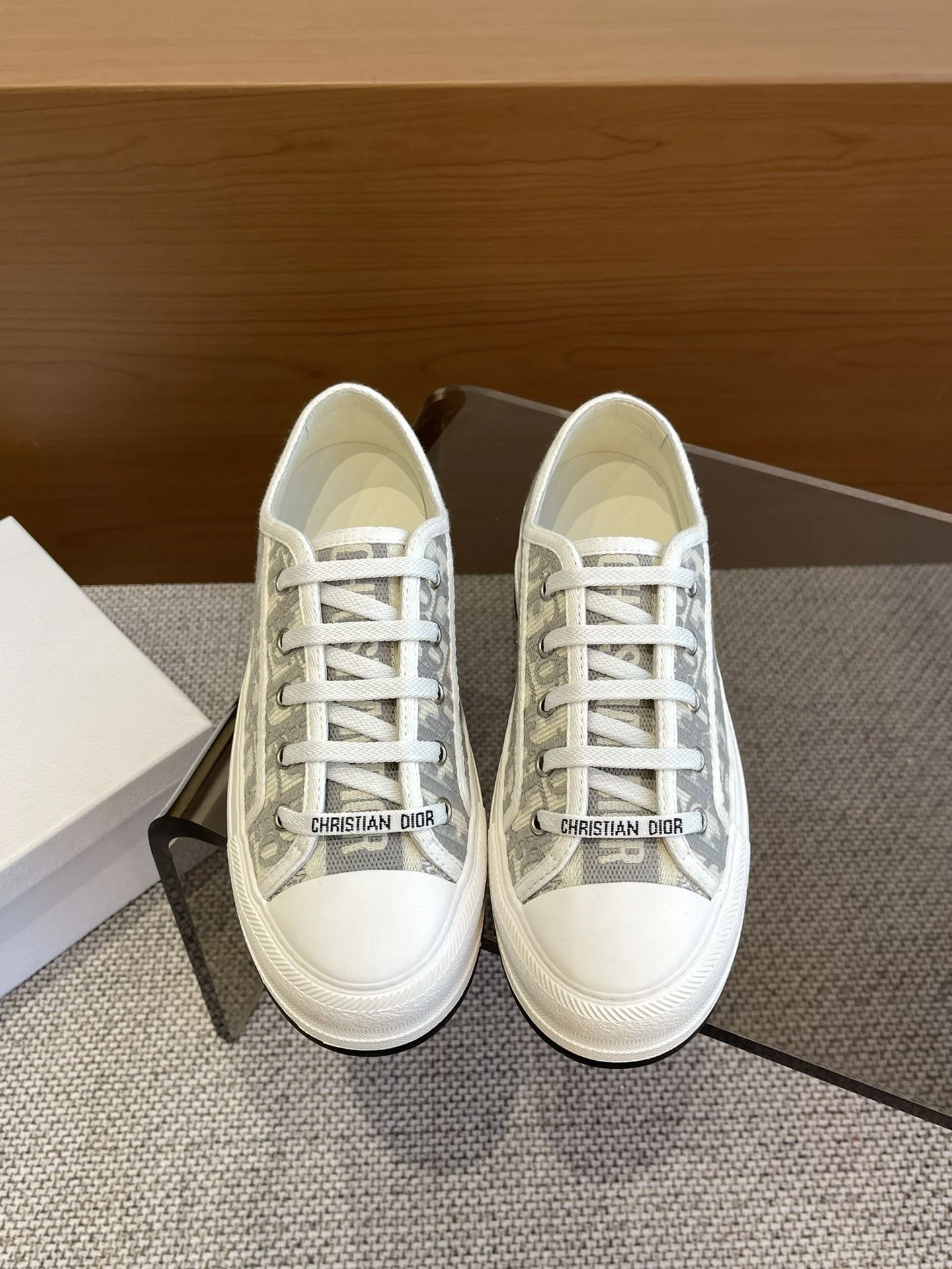 Christian Dior Flat Shoes