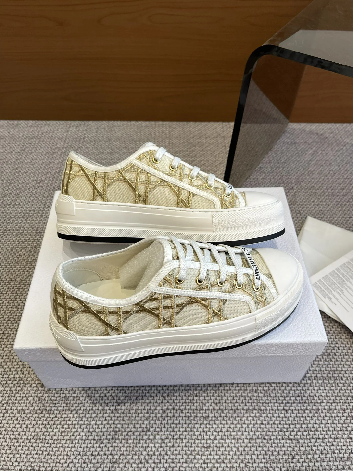 Reasonably priced Christian Dior Flat Shoes