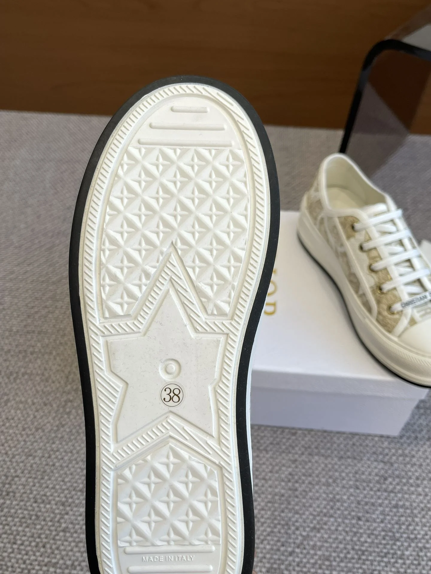 Economical Christian Dior Flat Shoes