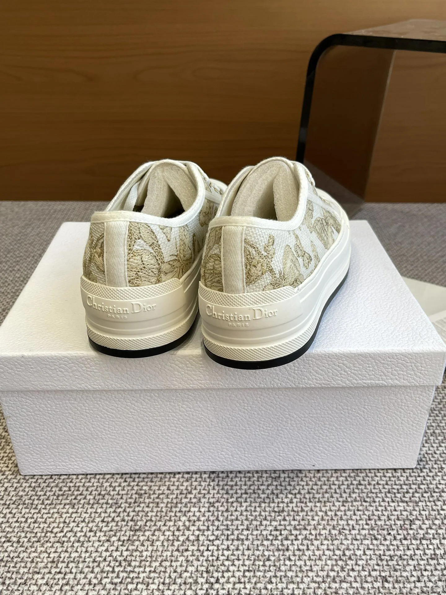 Economical Christian Dior Flat Shoes