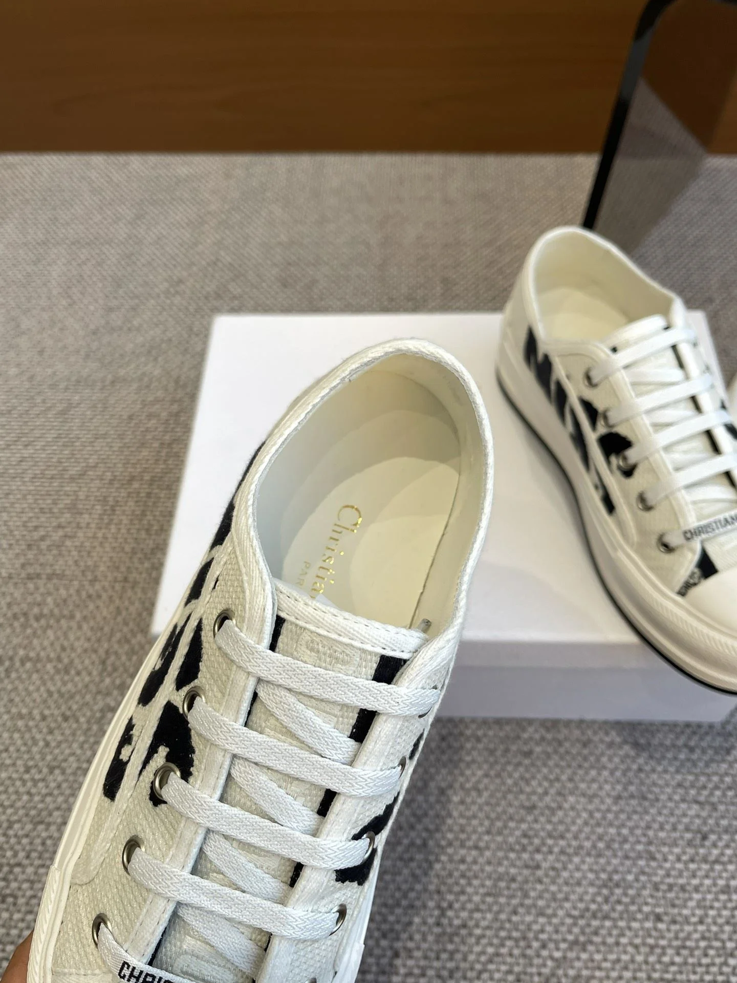 Discounted Christian Dior Flat Shoes