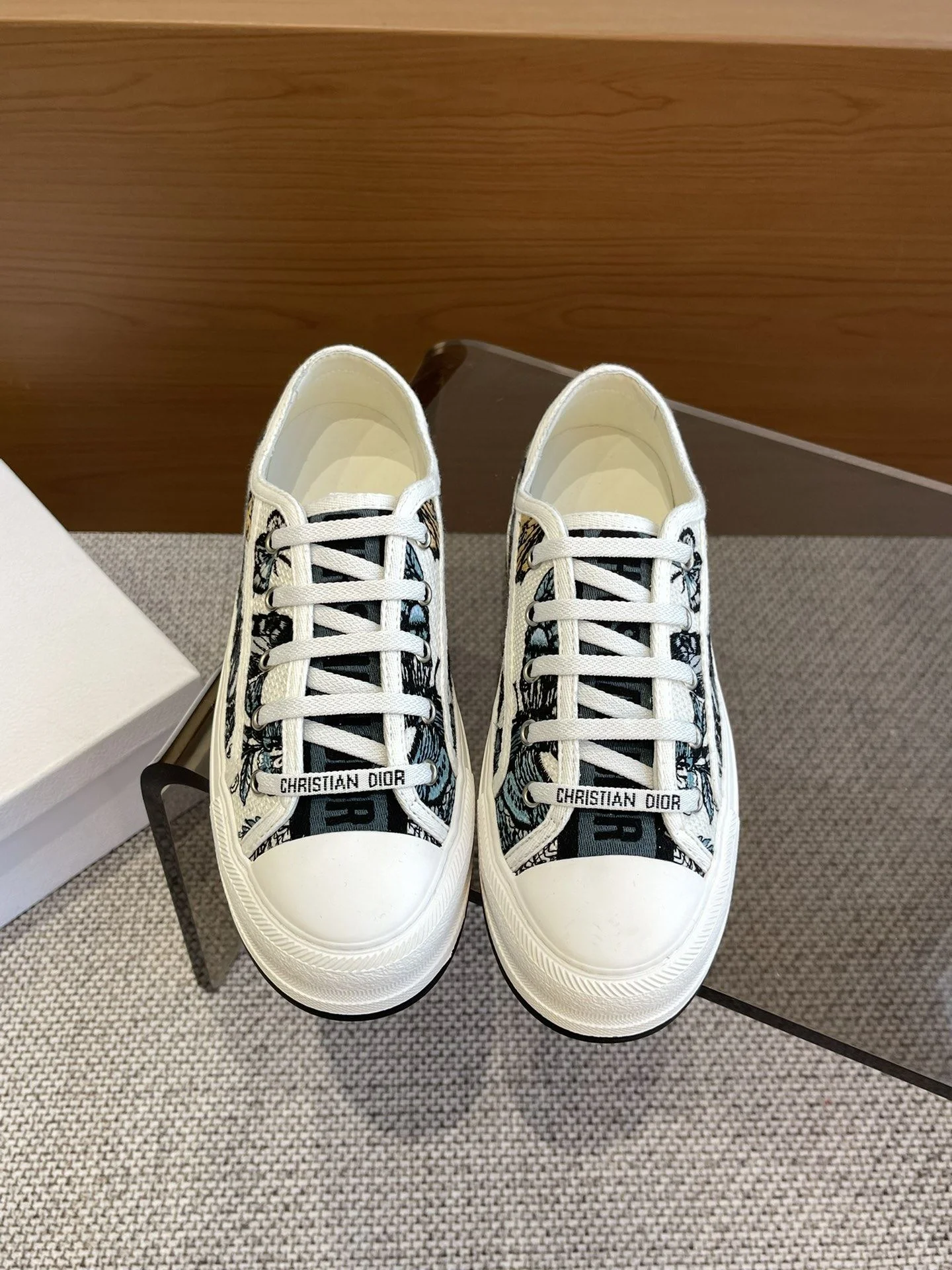 Christian Dior Flat Shoes