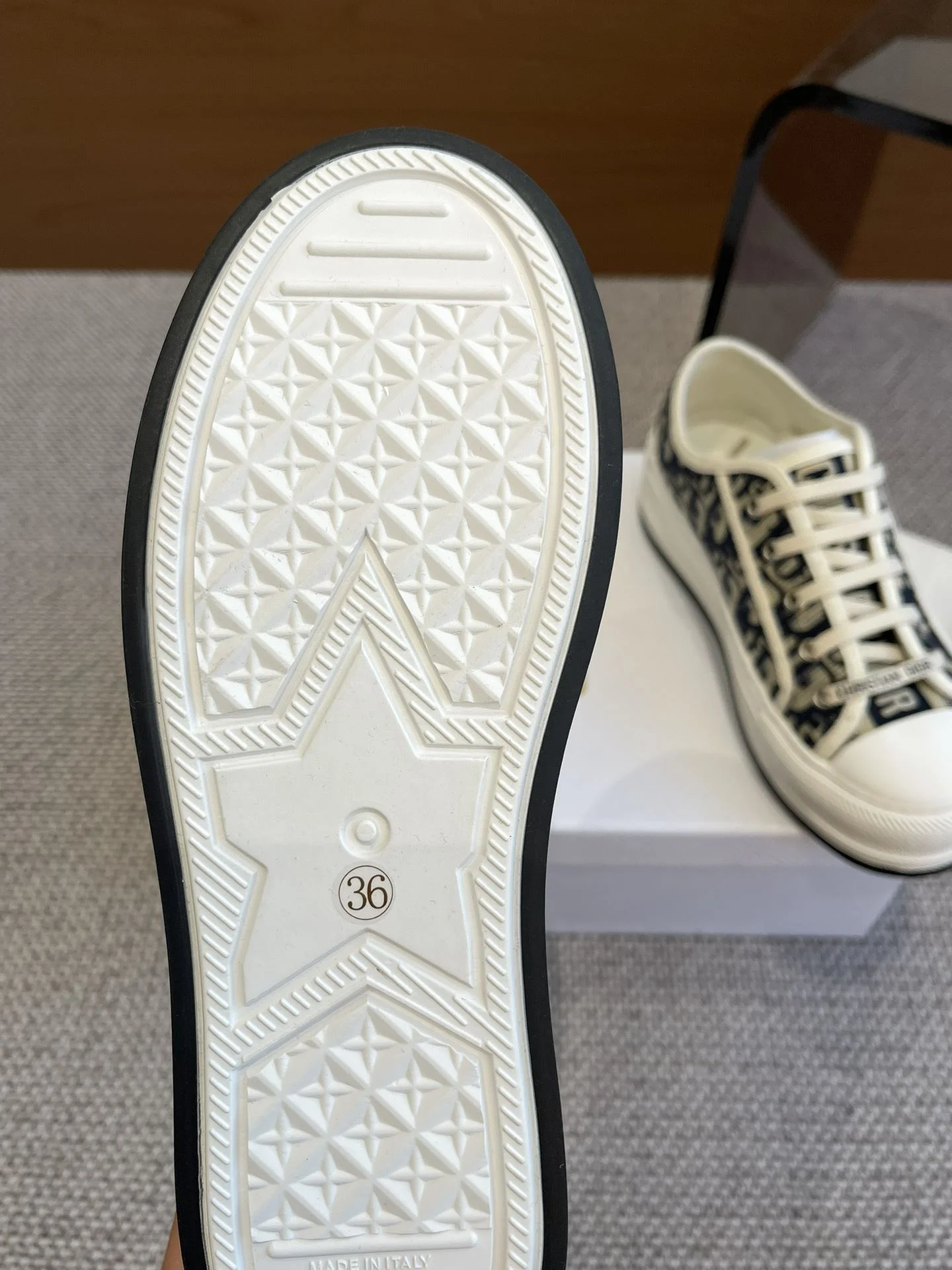 Top match Christian Dior Flat Shoes