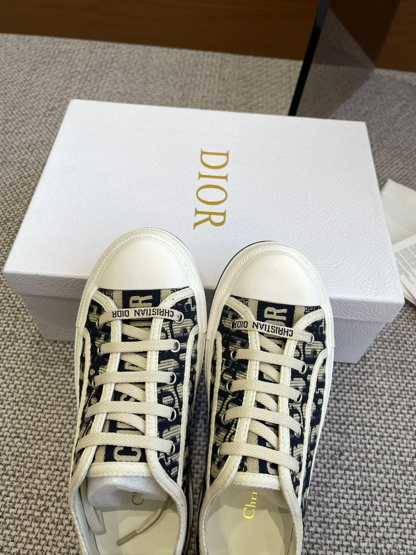 Top match Christian Dior Flat Shoes
