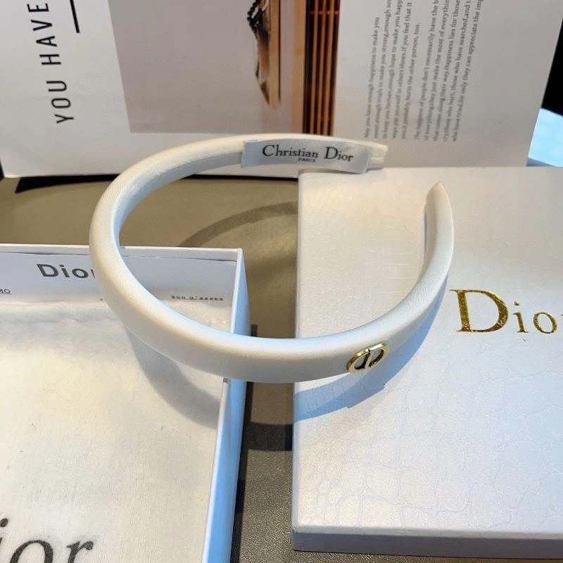 Indistinguishable Christian Dior Hair Hoop