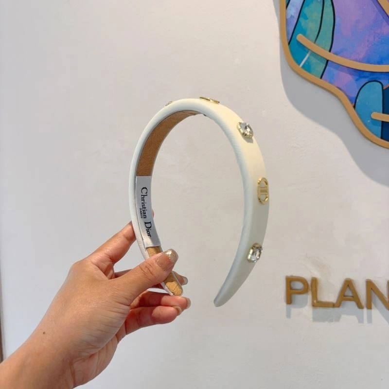 Value-priced Christian Dior Hair Hoop