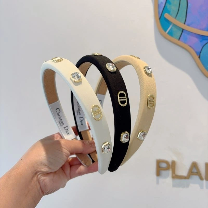 Value-priced Christian Dior Hair Hoop