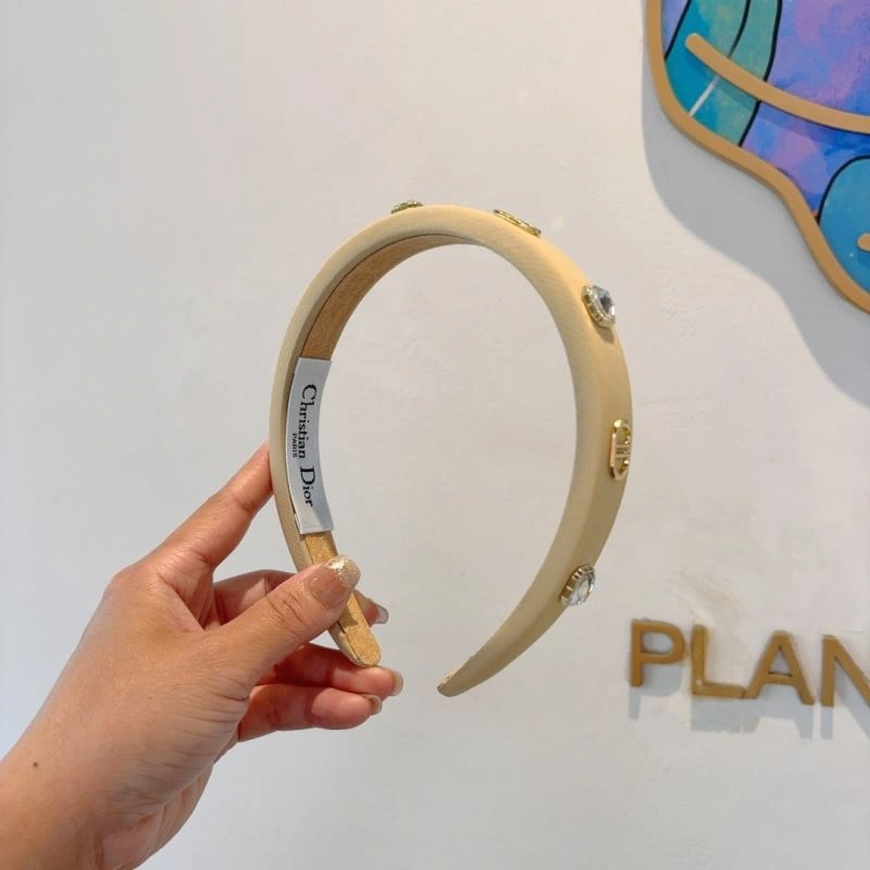 Indistinguishable Christian Dior Hair Hoop