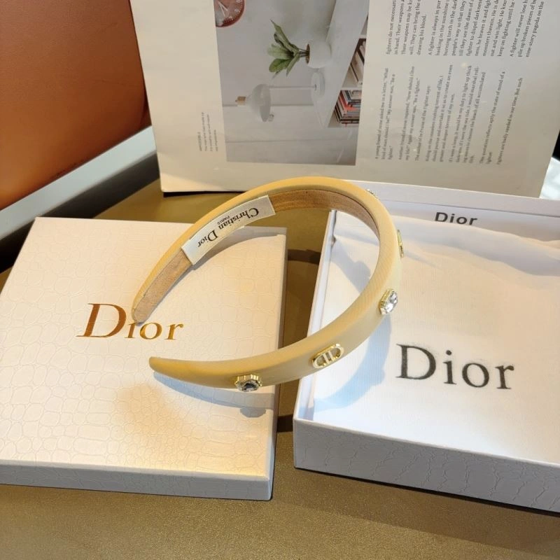 Indistinguishable Christian Dior Hair Hoop