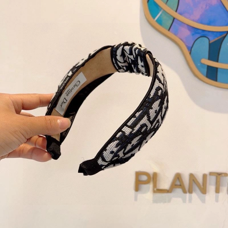 Cut-rate Christian Dior Hair Hoop