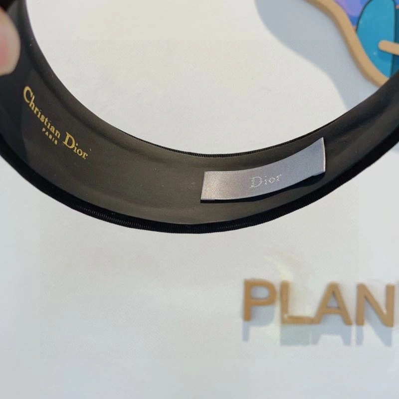 High fidelity Christian Dior Hair Hoop