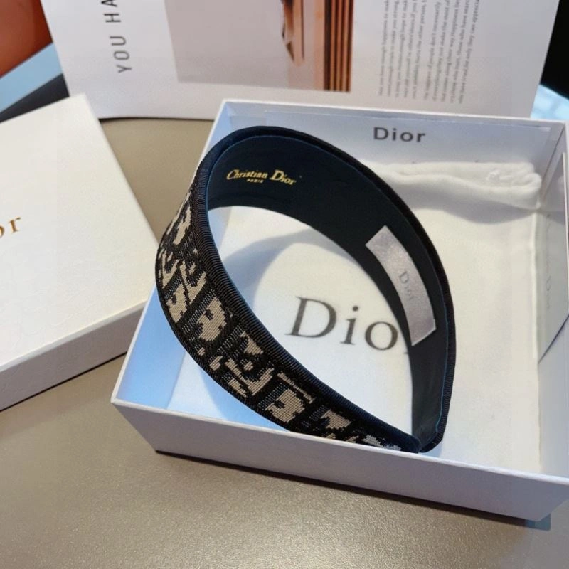 Value-priced Christian Dior Hair Hoop