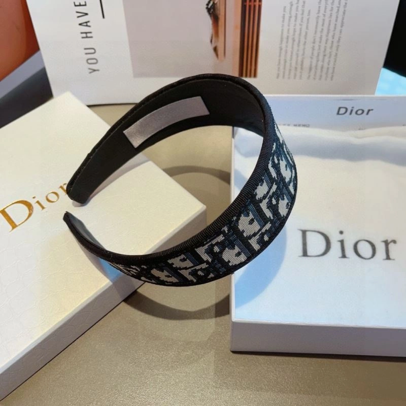 Value-priced Christian Dior Hair Hoop