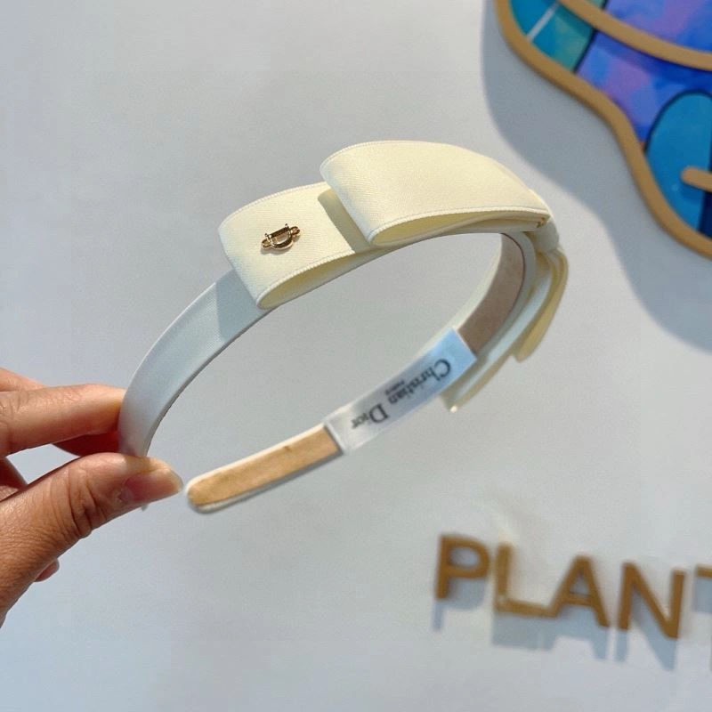 High fidelity Christian Dior Hair Hoop