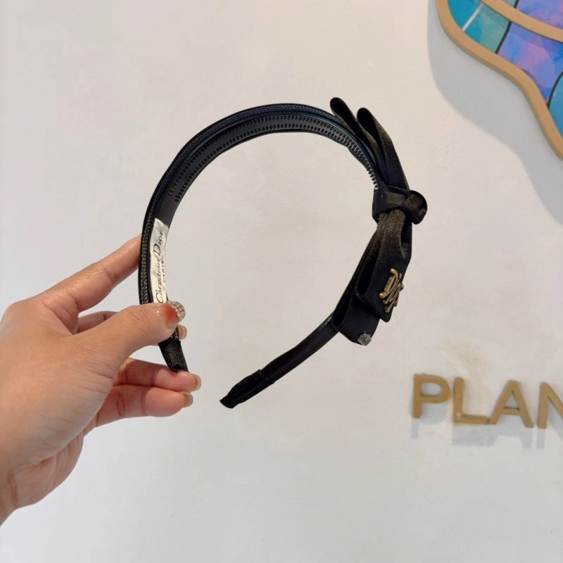 High fidelity Christian Dior Hair Hoop