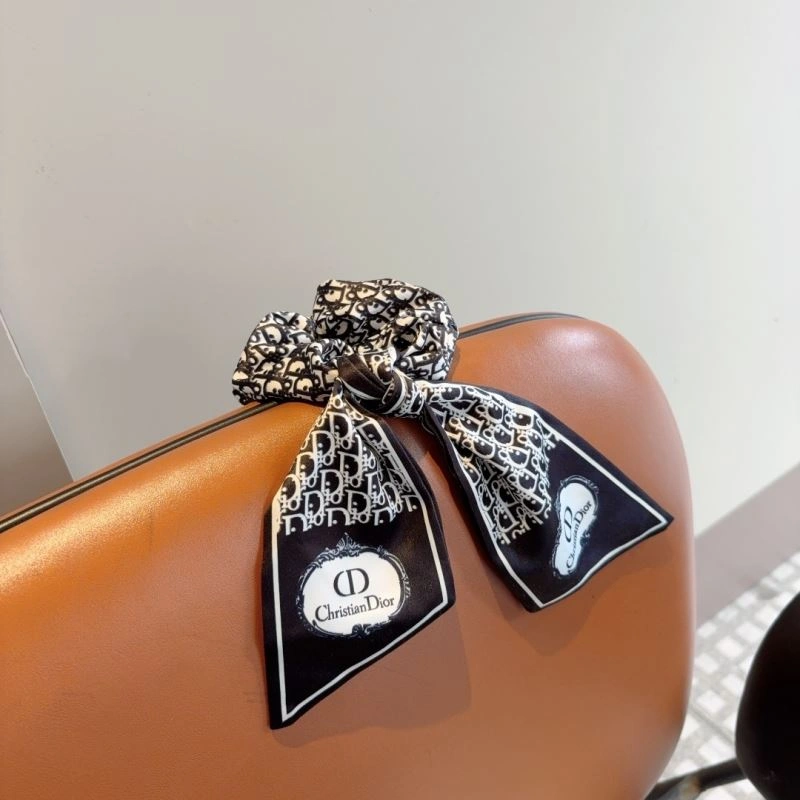 Top mirror Christian Dior Hair Hoop