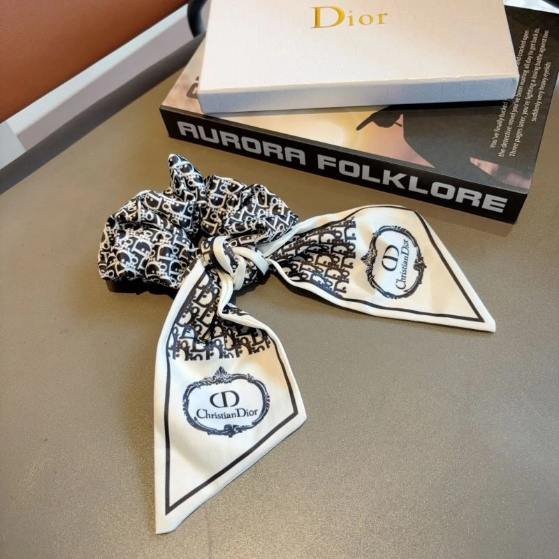 Indistinguishable Christian Dior Hair Hoop