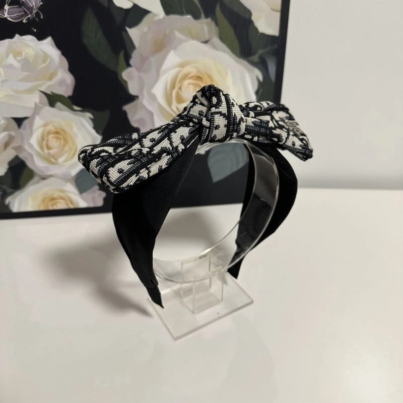 Low-cost Christian Dior Hair Hoop