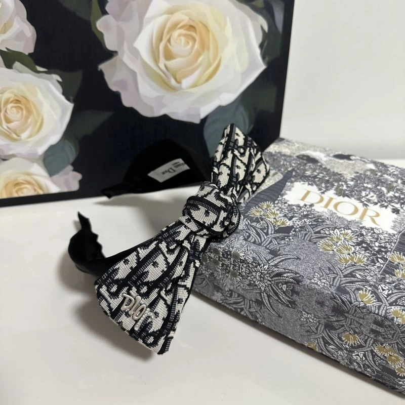 Low-cost Christian Dior Hair Hoop