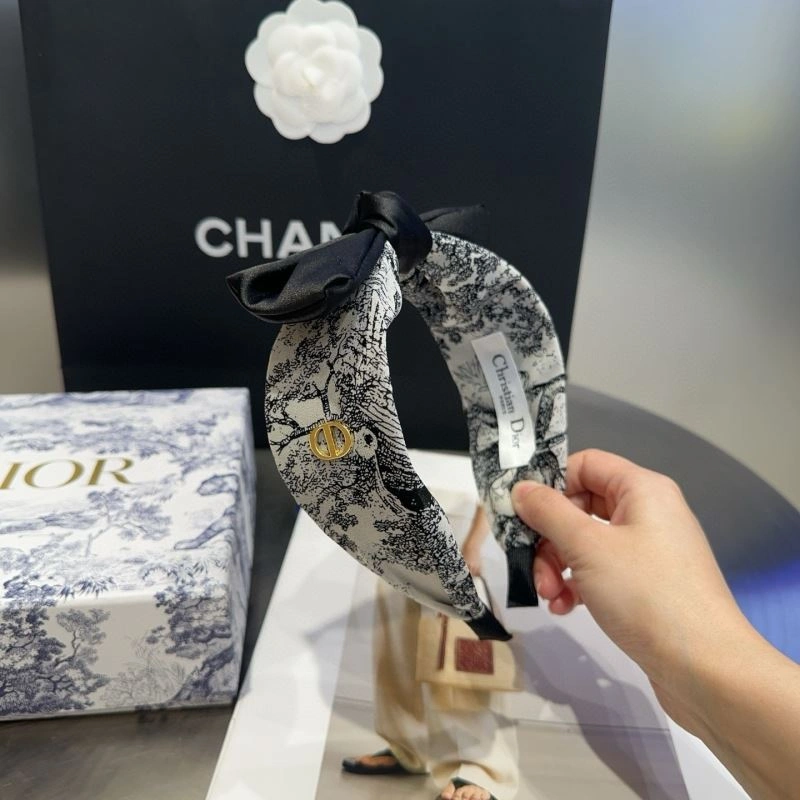 Bargain Christian Dior Hair Hoop