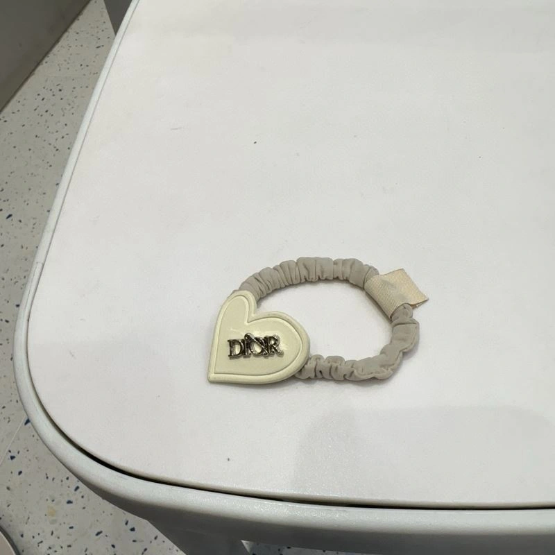 Value-priced Christian Dior Hair Hoop