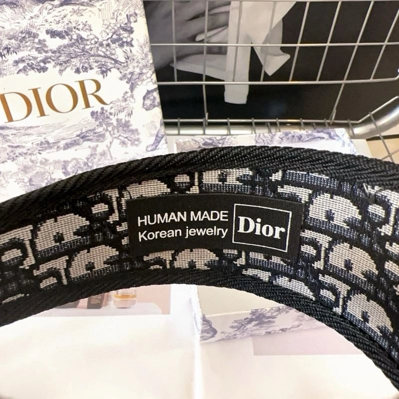 Indistinguishable Christian Dior Hair Hoop