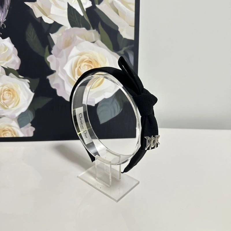 Value-priced Christian Dior Hair Hoop