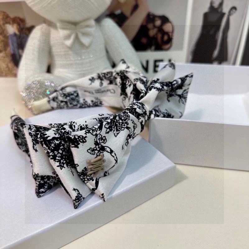 Factory-made Christian Dior Hair Hoop
