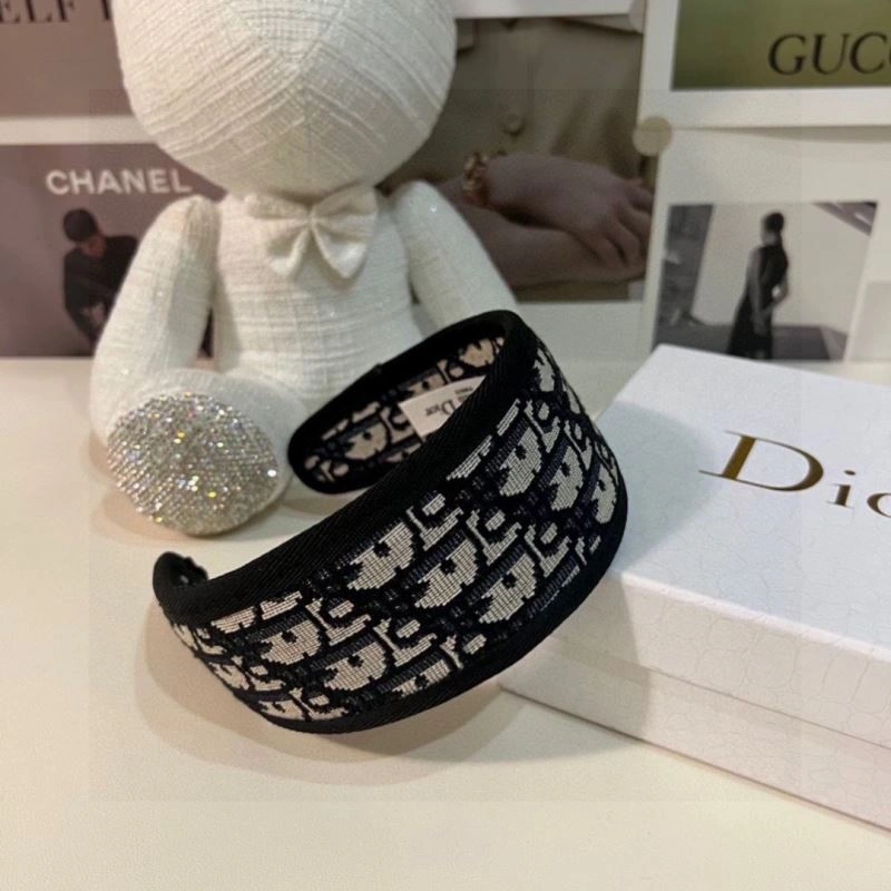 High fidelity Christian Dior Hair Hoop