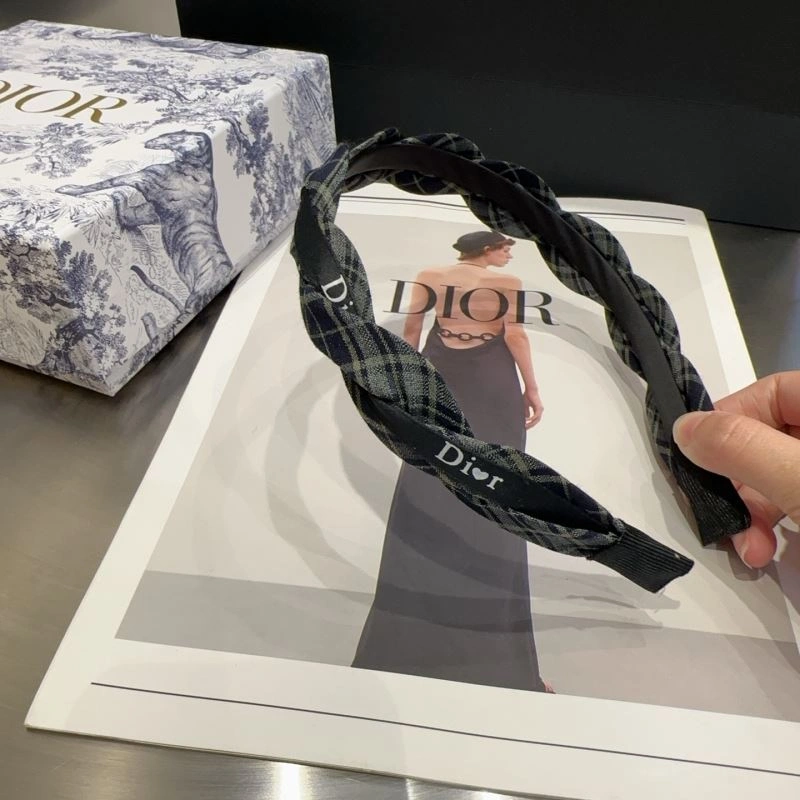 Top match Christian Dior Hair Hoop