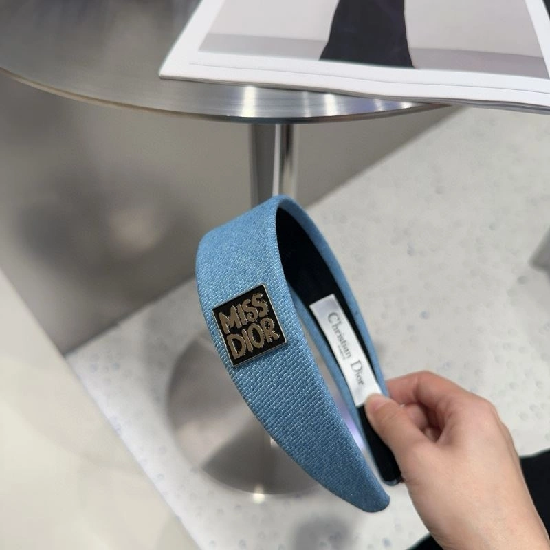 Indistinguishable Christian Dior Hair Hoop