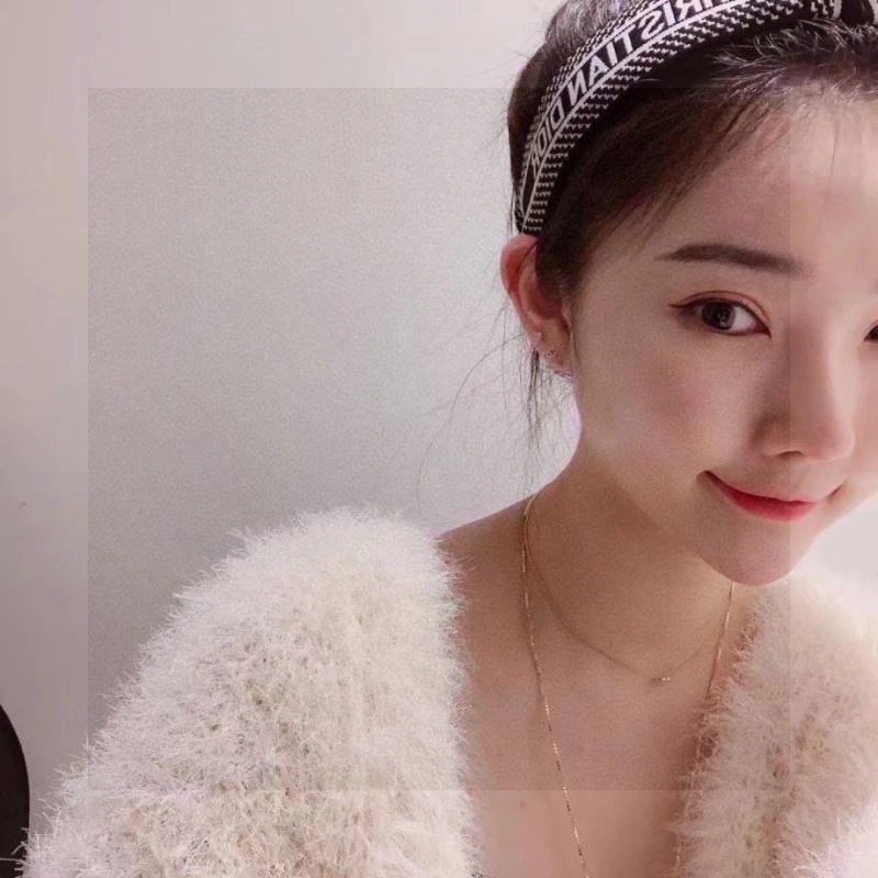 Legit Christian Dior Hair Hoop