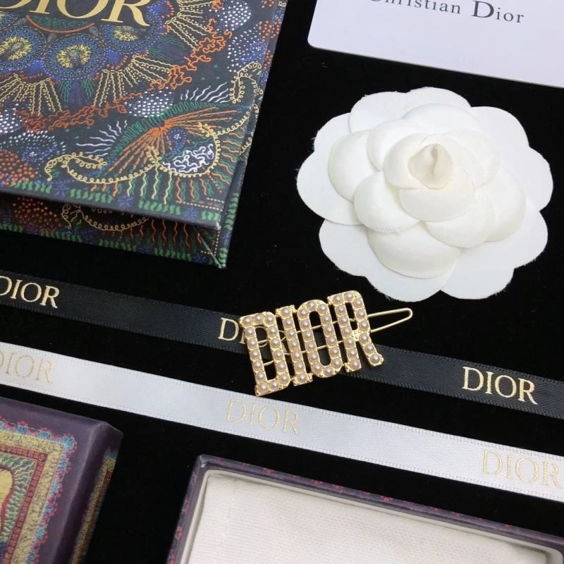 Top mirror Christian Dior Hairpins