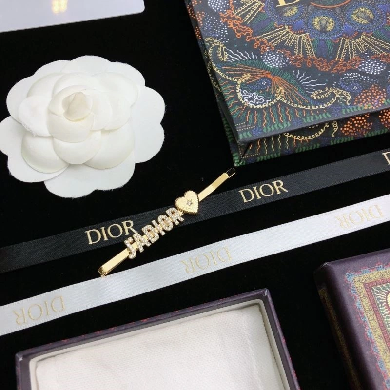 Top mirror Christian Dior Hairpins