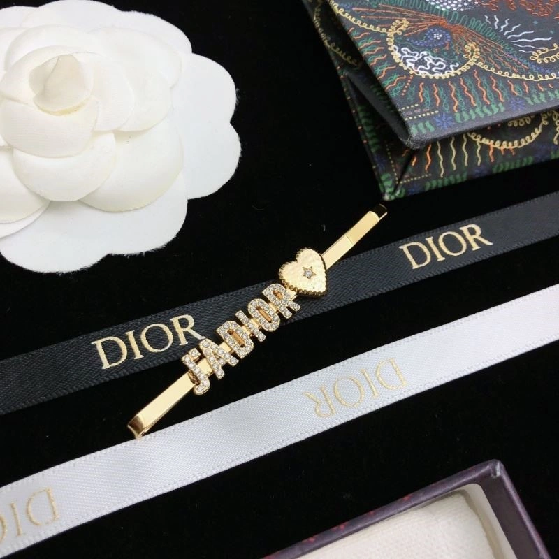 Top mirror Christian Dior Hairpins