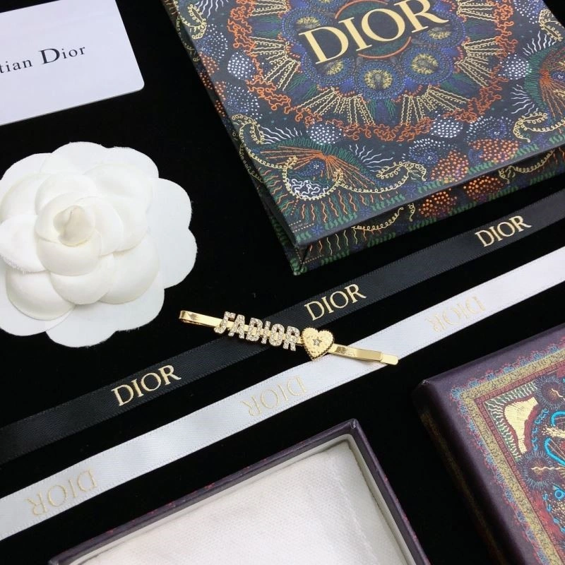 Top mirror Christian Dior Hairpins