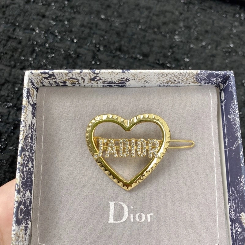 Accurate model Christian Dior Hairpins