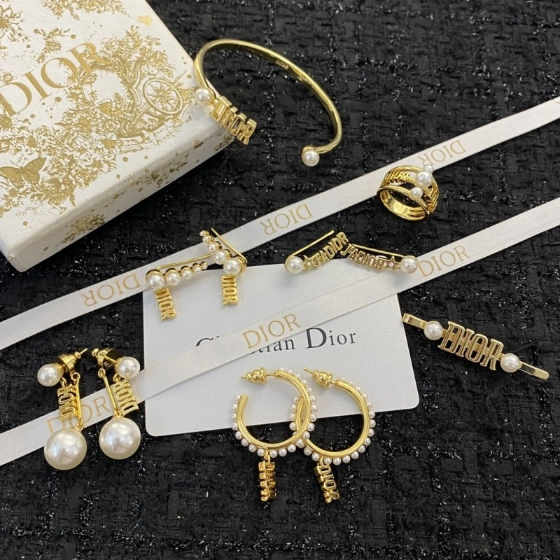 Economical Christian Dior Hairpins