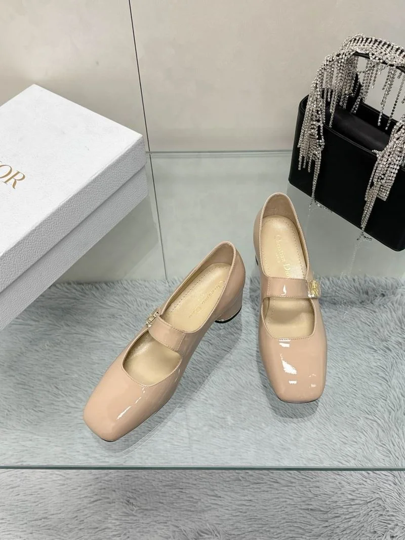 Bargain Christian Dior Heeled Shoes