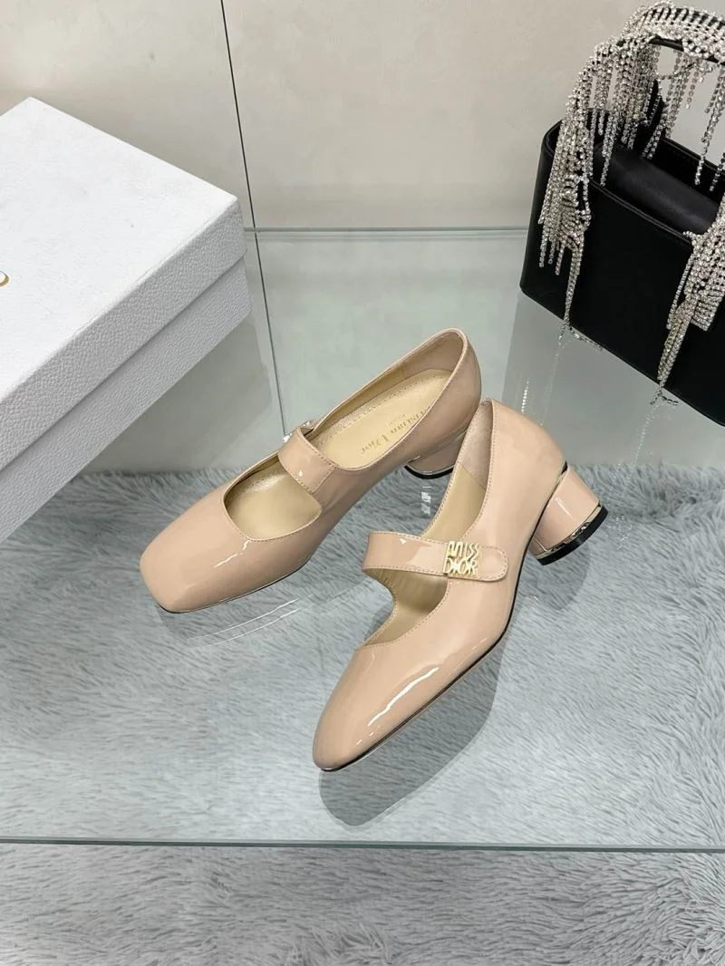 Bargain Christian Dior Heeled Shoes