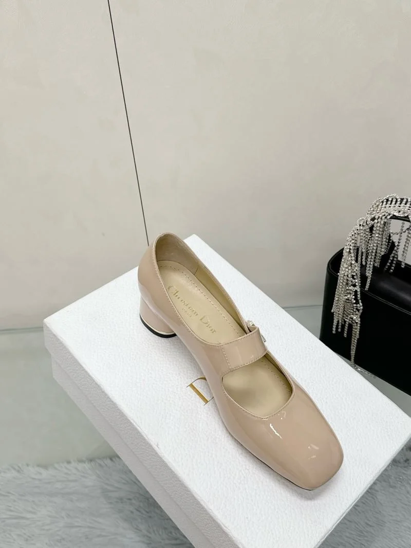 Bargain Christian Dior Heeled Shoes