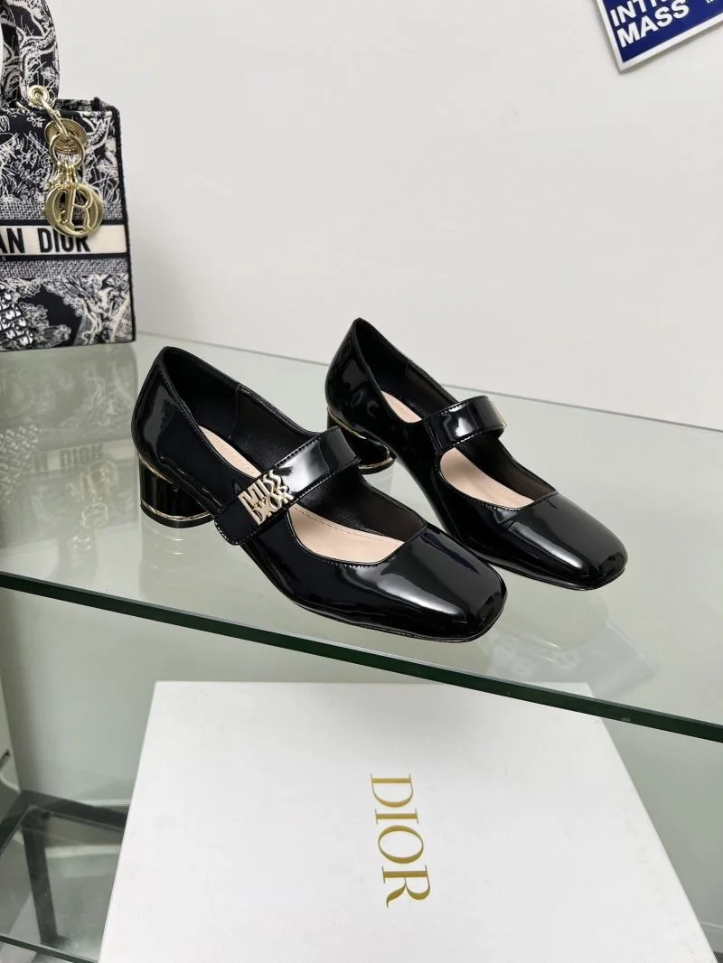 Bargain Christian Dior Heeled Shoes