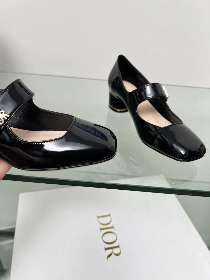 Bargain Christian Dior Heeled Shoes